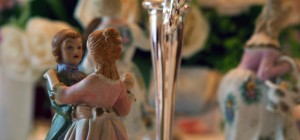 May Tablescape with a Touch of Victorian Elegance!